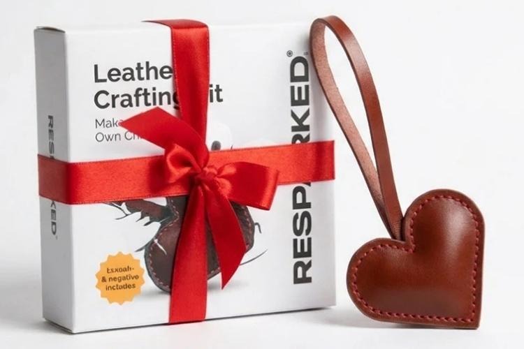 Everything You Need to Know About Your First DIY Leather Craft Kit ...